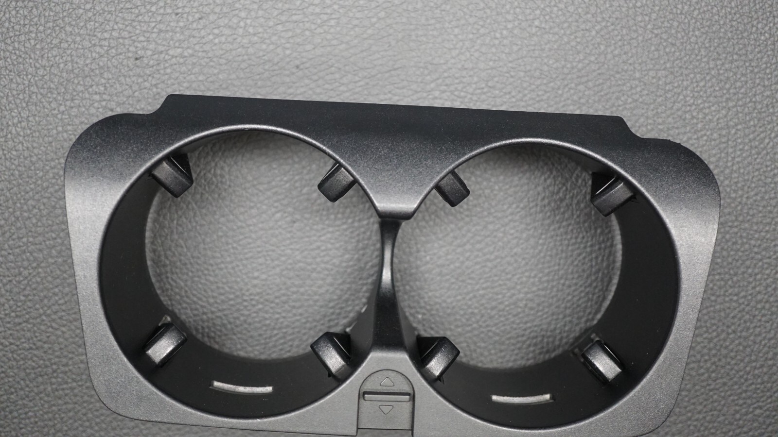 OEM MERCEDES W205 C205 W253 X253 W213 W238 CENTRE CONSOLE CUP HOLDER ...