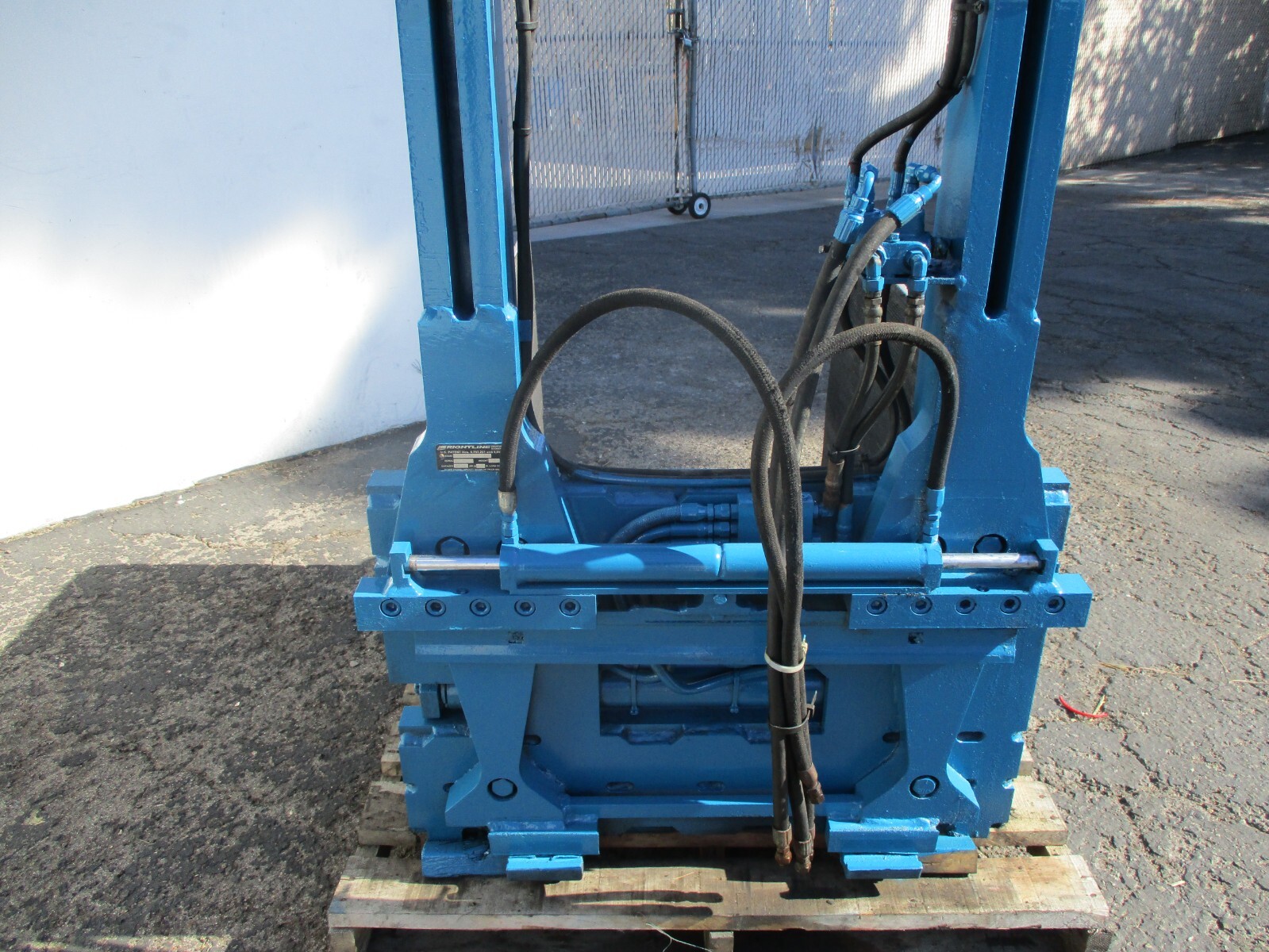 RIGHTLINE MODEL LCVM003 2500 LB. FORKLIFT CARTON CLAMP ATTACHMENT | eBay