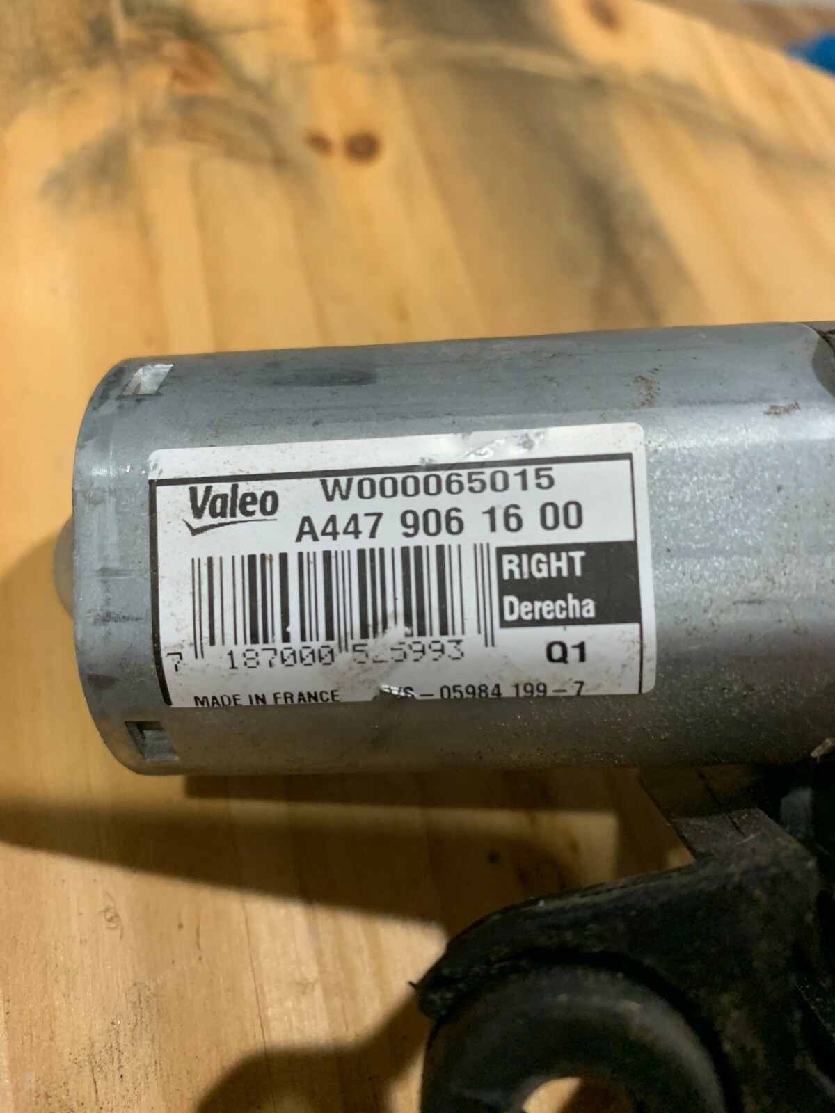 Mercedes Metris rear Windshield wiper motor A4479061600 | eBay