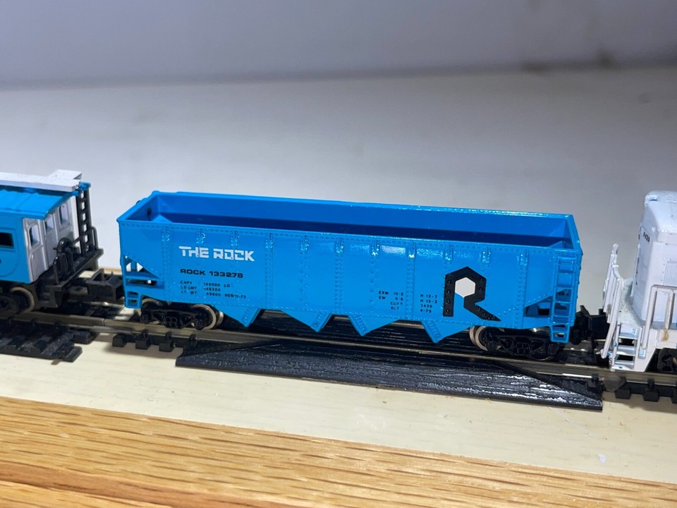 Vintage Bachmann HO Scale The Rock Train Set w/ Case | eBay