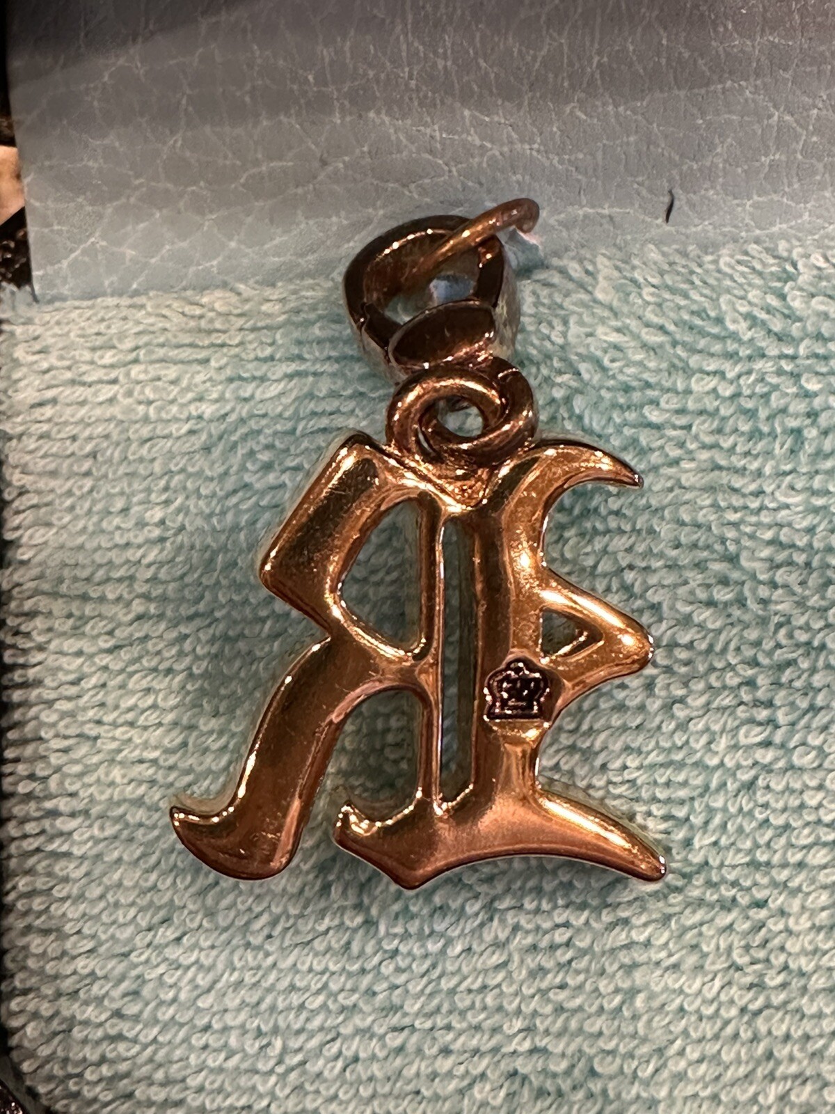 JUICY COUTURE GOTHIC LETTER R CHARM (VERY RARE) - Gem