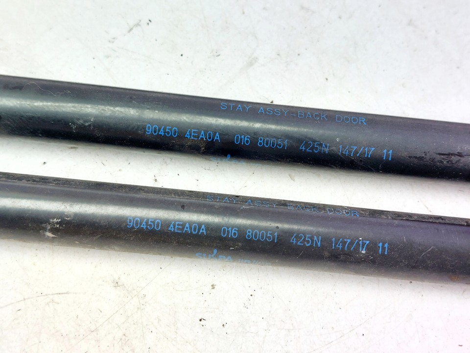 NISSAN QASHQAI J11 2017 PAIR OF REAR TAILGATE BOOT LID STRUTS LEFT ...