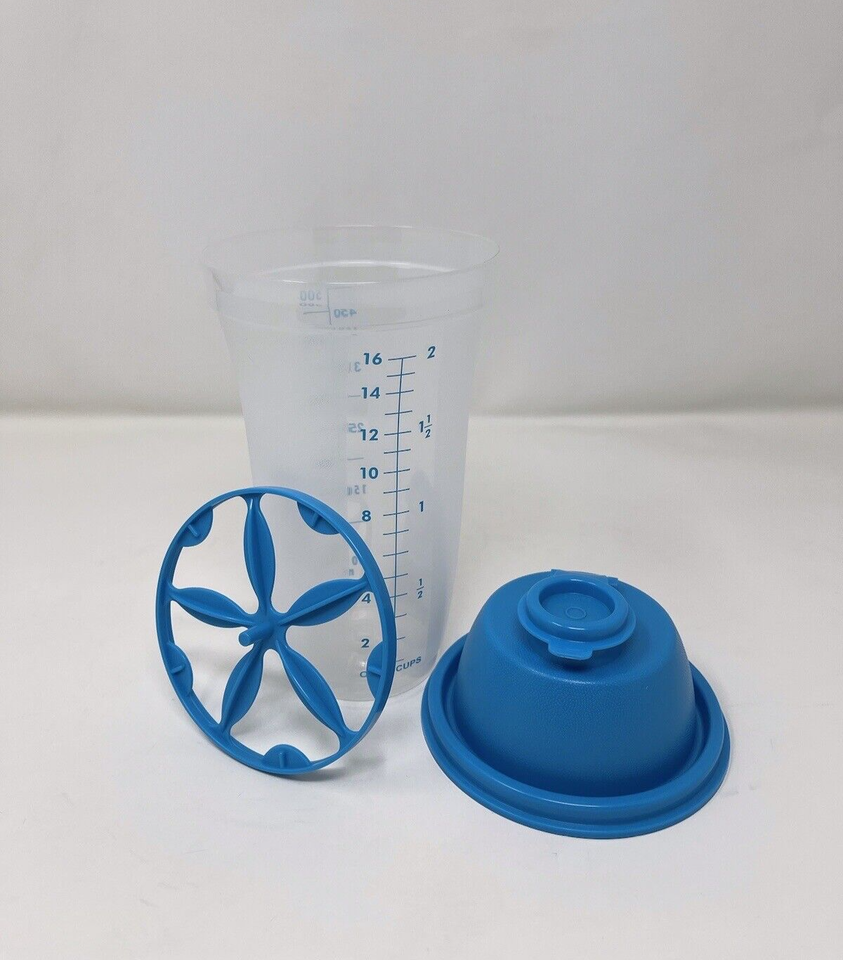 Tupperware Quick Shake, Gravy Shaker Mixer Blender 16oz and 20oz | eBay