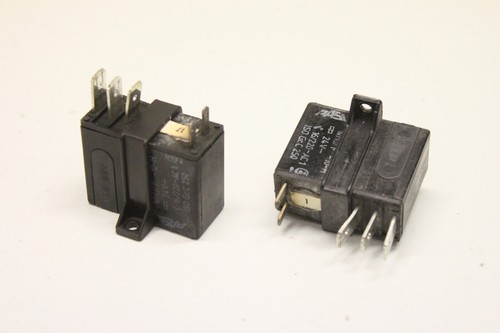 2x PASI WHU/F-10 -H 24V 16/220 AC1 ISO Gr. C250 Relais Relay WHU/F-10-H ...