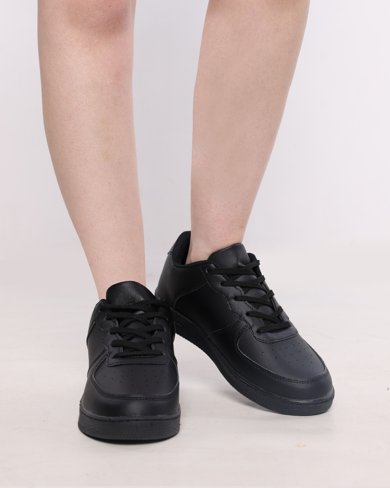 Ladies 100% Plain Black Trainers Size 3 to 8 UK - SPORTS LEISURE WORK ...