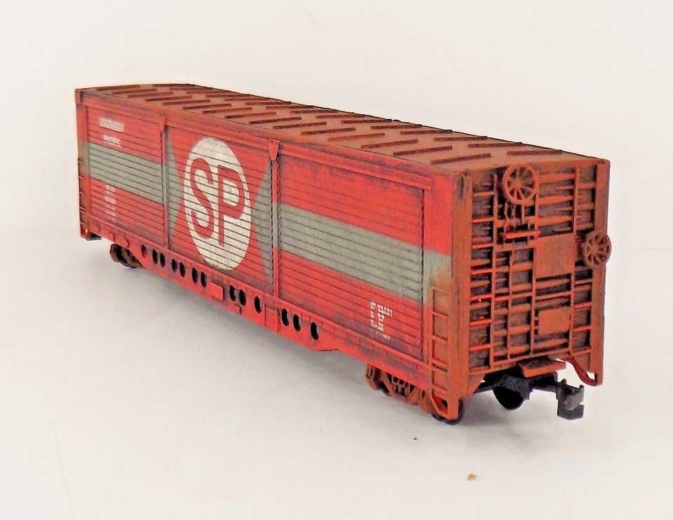 HO SP BOX CAR CUSTOM PAINTED COLLECTIBLE DISTRESSED RUSTY DIRTY gift | eBay