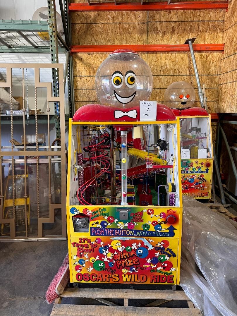 11 Used Oscar Wild Ride Gumball Vending Machines | eBay
