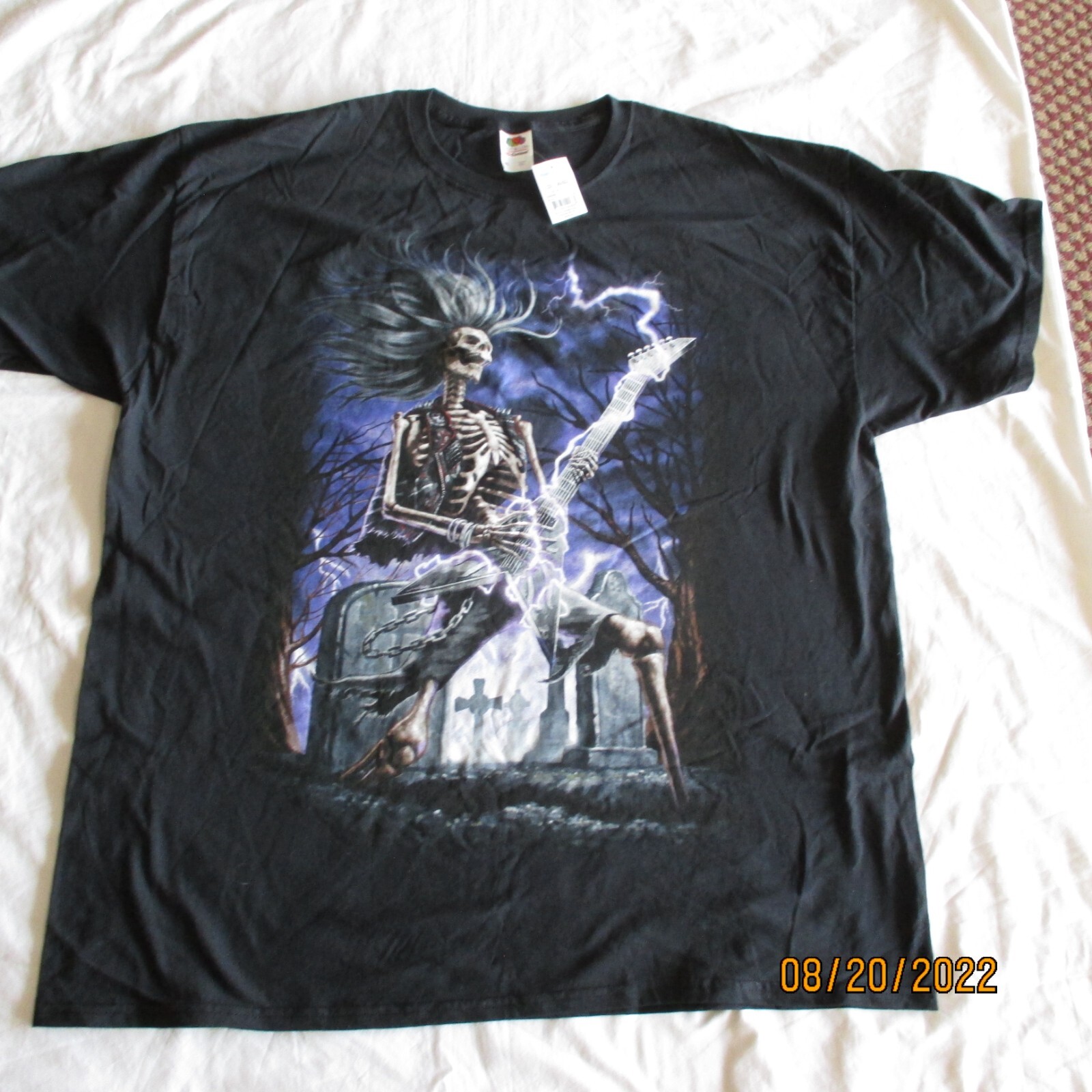 Men's Fruit OF The Loom BLACK T Shirt Graveyard SKELETON Play GUITAR ...