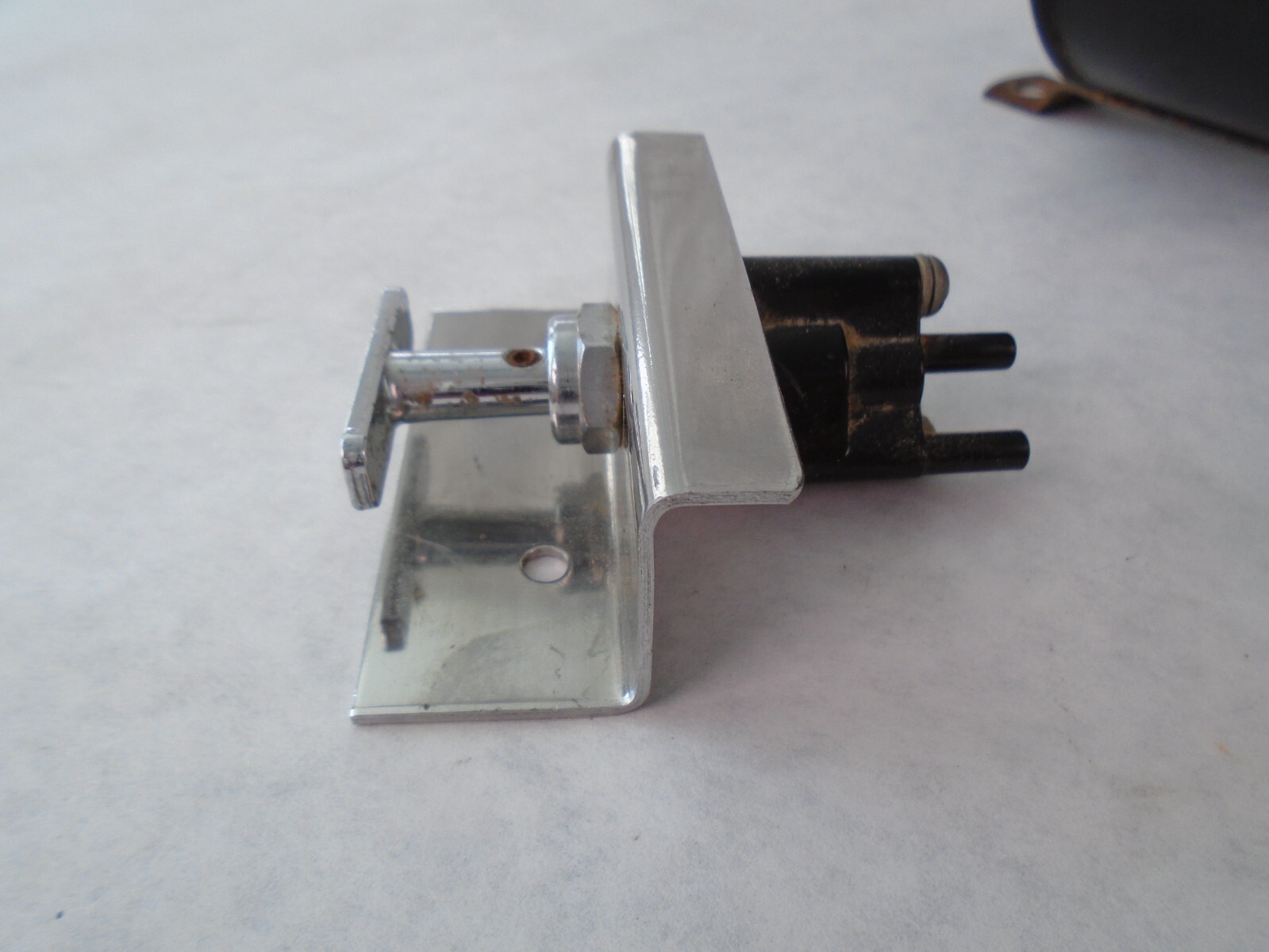 1960 Oldsmobile Vacuum Trunk Release Unlatch OEM | eBay