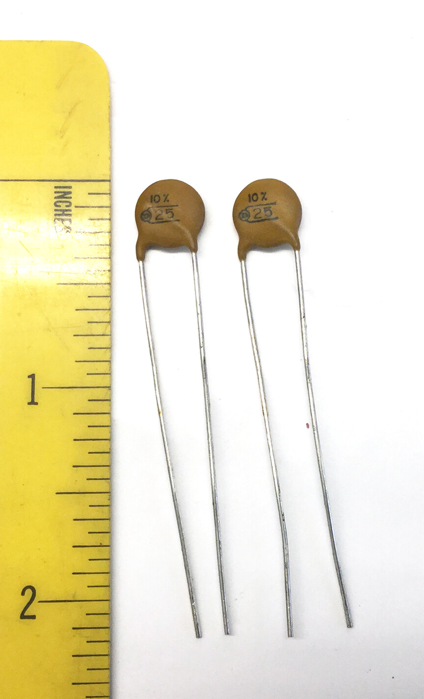 20 NOS Circle D Ceramic Disk Capacitors 25 pfd | eBay