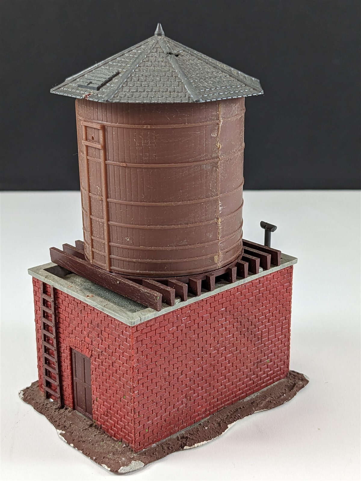 Pola B-817 Water Tank Tower Pump House Vintage HO Scale Building Built ...