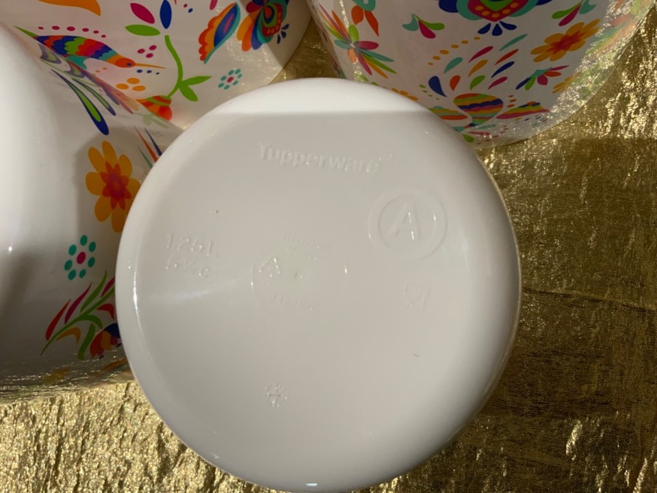 Tupperware Beautiful Colorful New Set of 4 Canisters Hummingbird ...