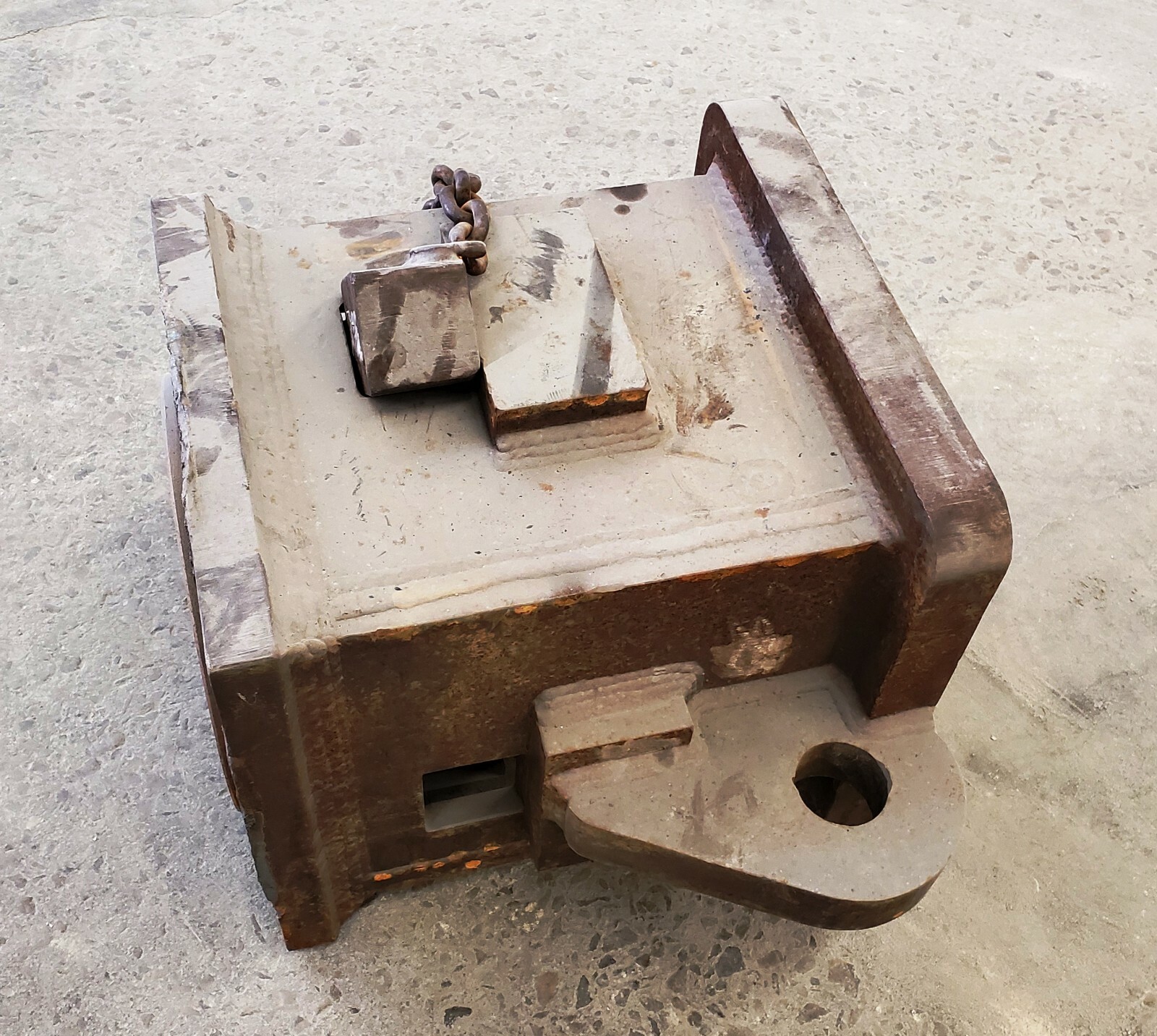 KELLY BOXES, DRILLING BOX, OAL 18-11/16", OAW 27-1/2", FLAT TO FLAT 11 ...