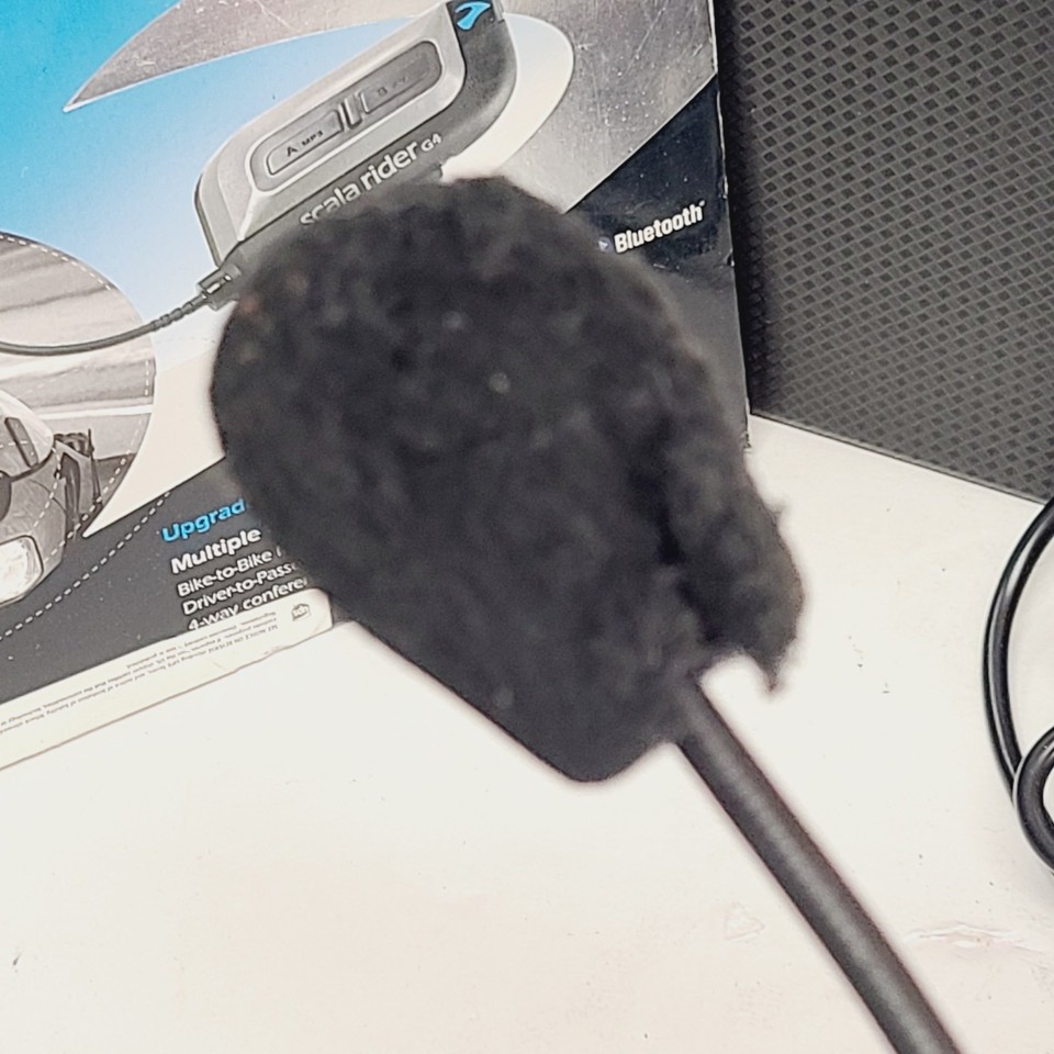 Cardo Scala Rider G4 PowerSet Intercom Communication Wireless Audio ...