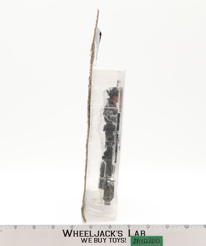 Solid Snake Metal Gear Solid 1998 McFarlane Toys Action Figure NEW MOSC ...