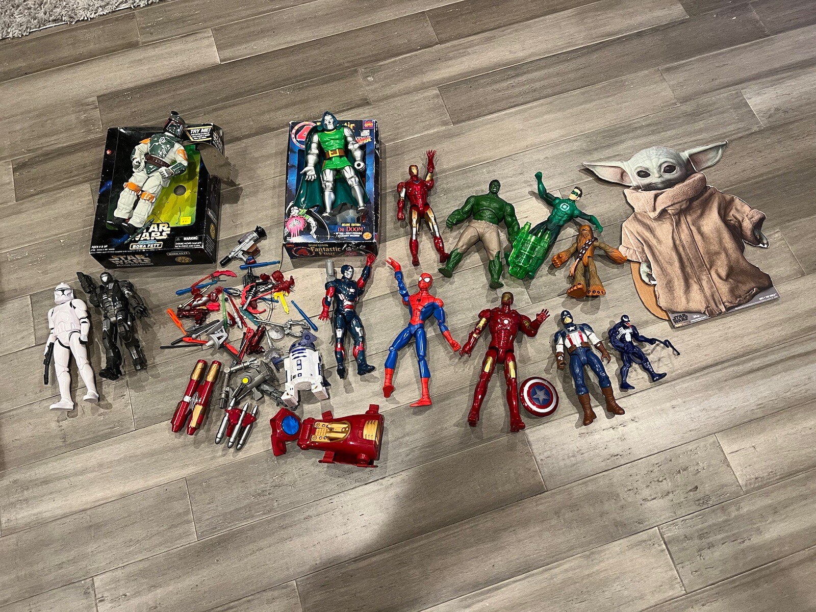 Marvel Figures 12-inch lot of 15 Super Heroes Action Figures Iron Man ...