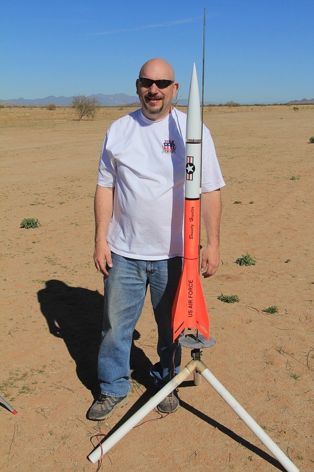 Bounty Hunter North Coast Rocketry Model Rocket Kit NCR | eBay