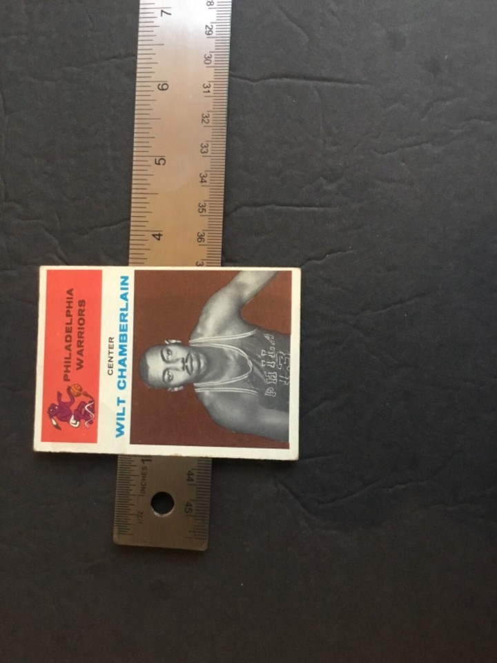 WILT CHAMBERLAIN ROOKIE 1961 FLEER BASKETBALL #8 HOF ICONIC CARD ...