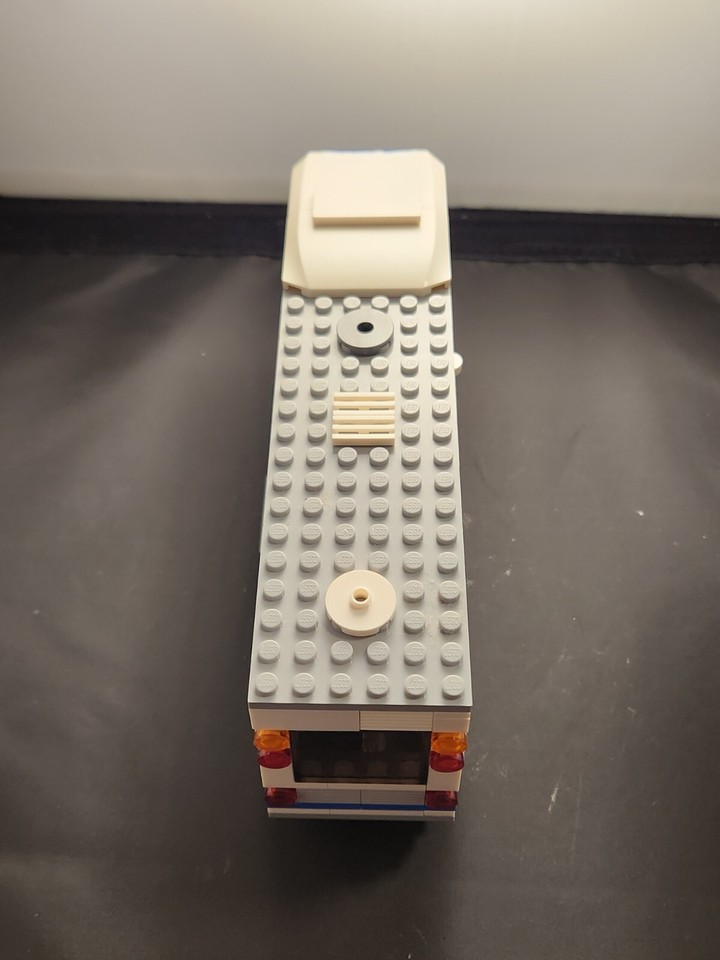 LEGO SPARE PARTS City Wildlife Caravans Set 60182 - Camping Trailer ...