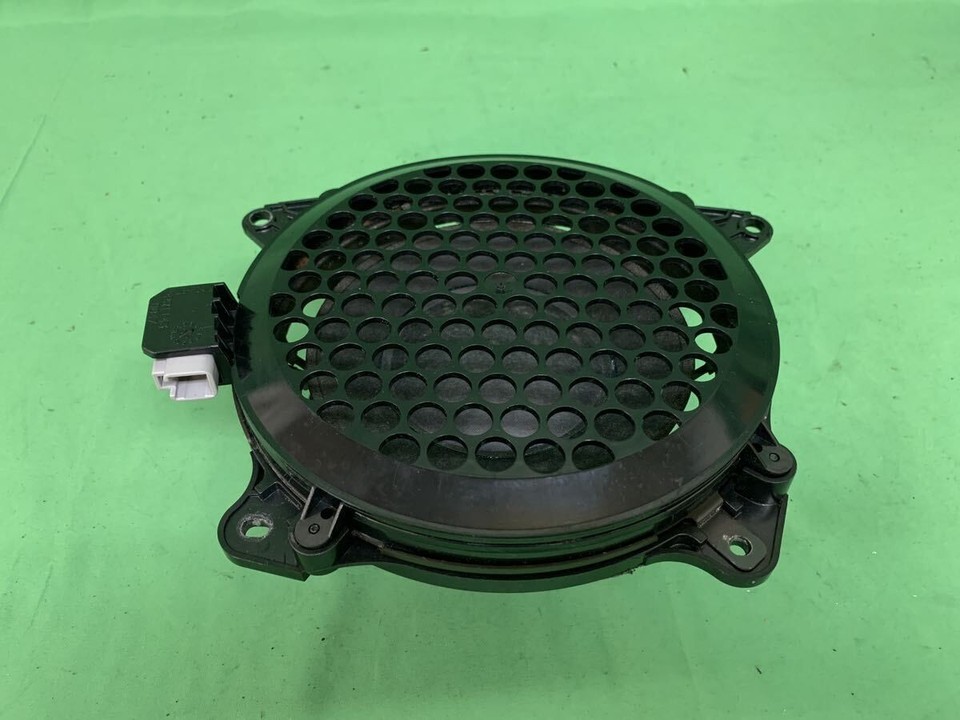 Mark Levinson Subwoofer 86160-0W450 for Lexus SC430 UZZ40 8" Rear ...