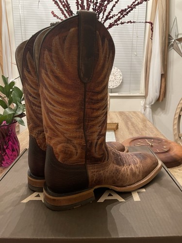 Ariat Men's Boots With Box Size 9D | eBay