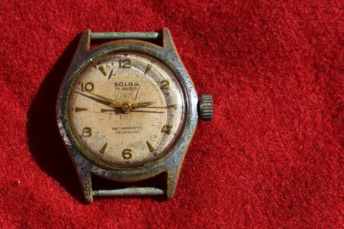 MENS VINTAGE SOLGA 17 RUBIS SWISS ANTIMAGNETIC INCABLOC WATCH | eBay