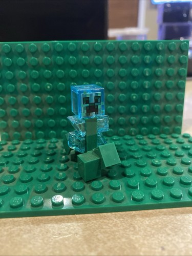LEGO Minecraft Charged Creeper Minifigure min052 21137 21174 21250 ...