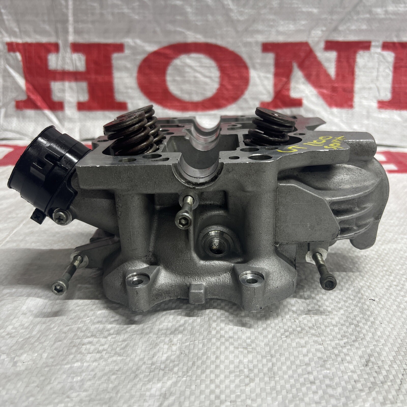 1995-2000 Honda VT 1100 VT1100 Shadow Spirit Rear Cylinder Head Engine ...