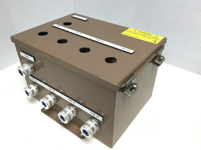 Boxes & Enclosures - Enclosure 8