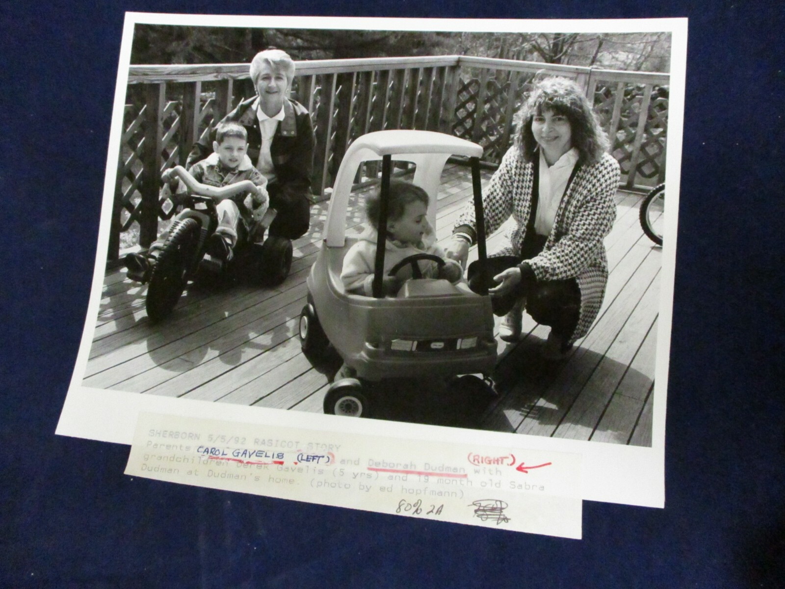 Glossy Press Photo 1992 Carol & Derek Gavelis Deborah & Sabra Dudman ...