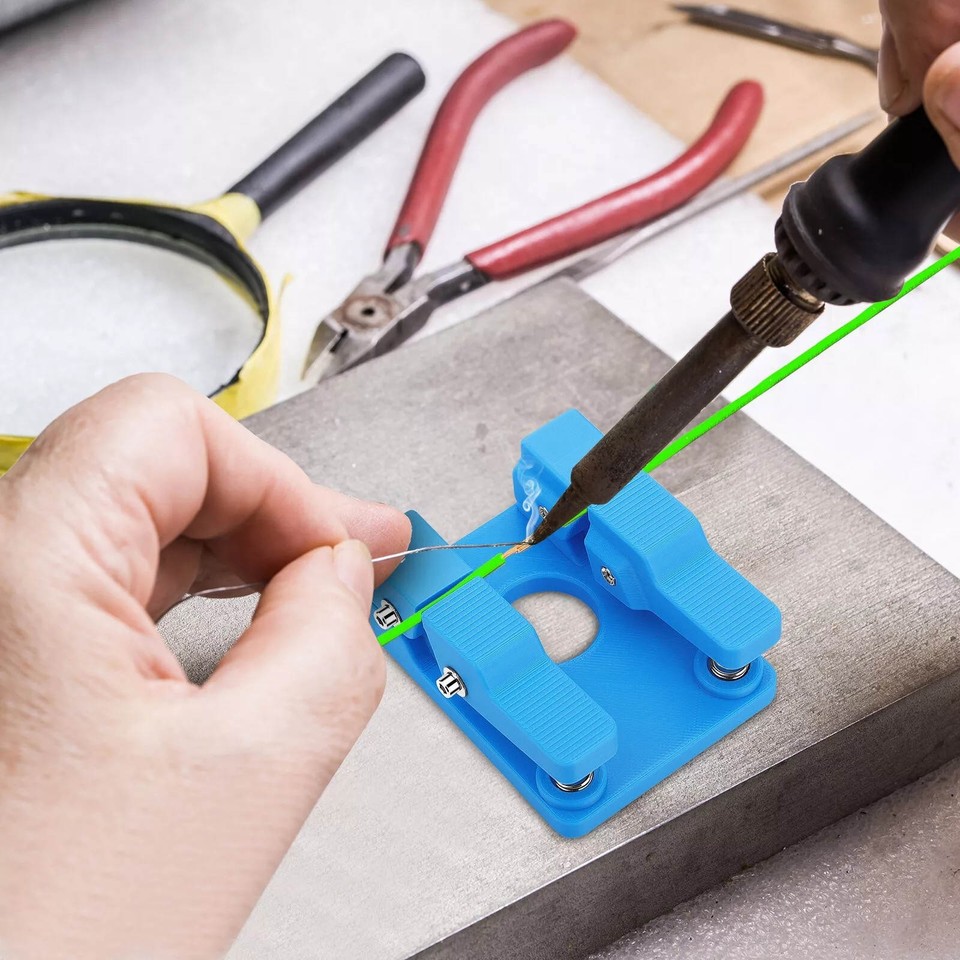 Blue Adjustable Plastic Welding Soldering Station Silicone Wire Clamp ...