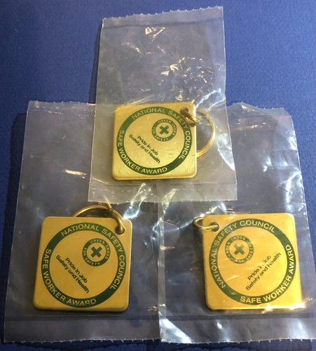 National Safety Council Safe Worker Award Key Chain. Lot of 3. New in ...