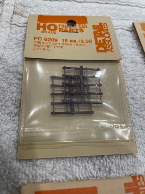 HO-STIRRUP STEP/GRABIRON/Caboose & Freight LADDER/BRAKE SETS | eBay