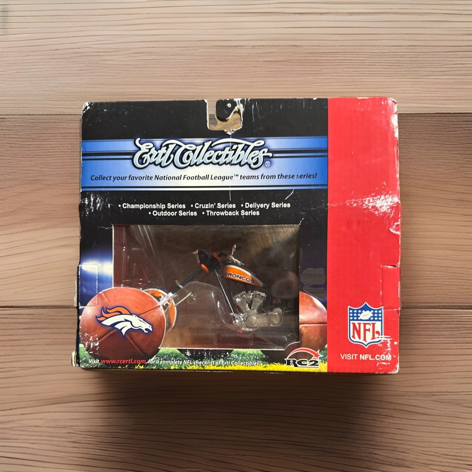 Denver Broncos NFL Football 1:18 Diecast OCC Chopper Motorcycle Ertl ...