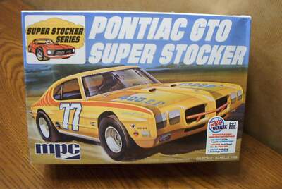 MPC 1970 PONTIAC GTO SUPER STOCKER 1/25 SCALE MODEL KIT .. Retro Deluxe ...