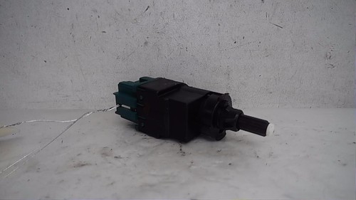 🇫🇷🥇Contacteur feu stop 253203383R CLIO 5 /R:69090333 | eBay