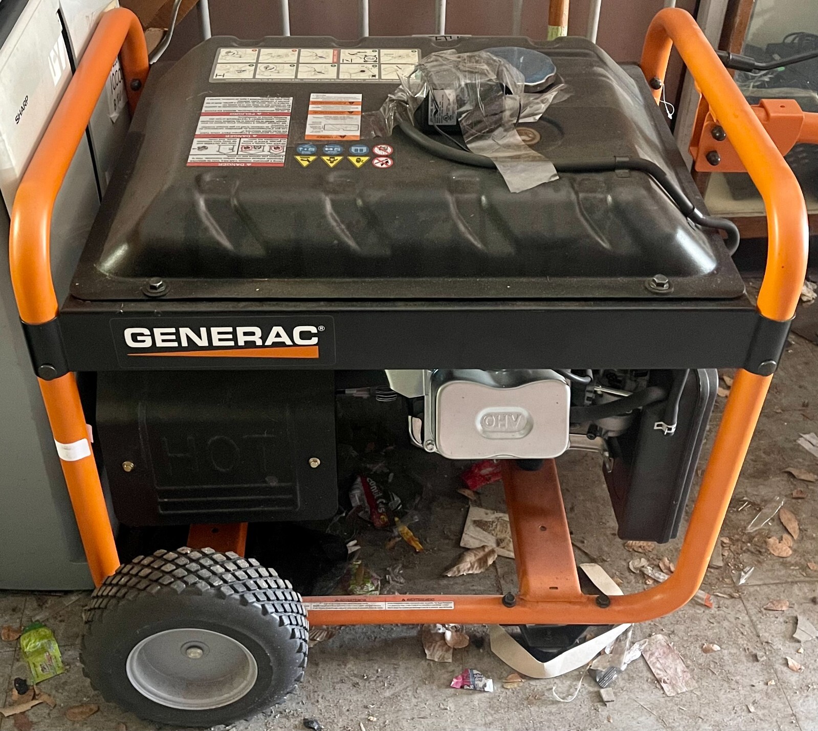 Generac (GP7500) 7,500-Watt Electric Start Portable Gas Generator (Pick ...