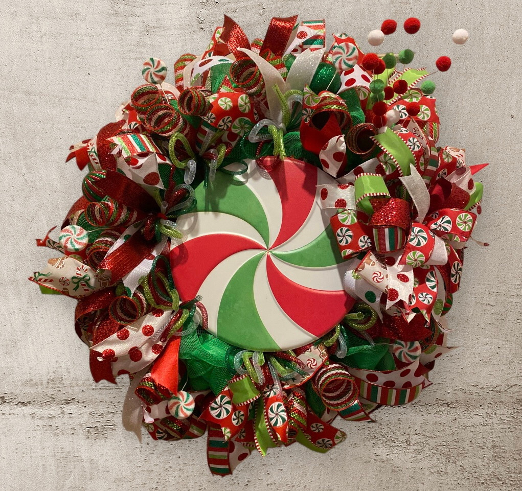 Christmas wreath,Peppermint wreath,Christmas decor,Oversized Peppermint ...