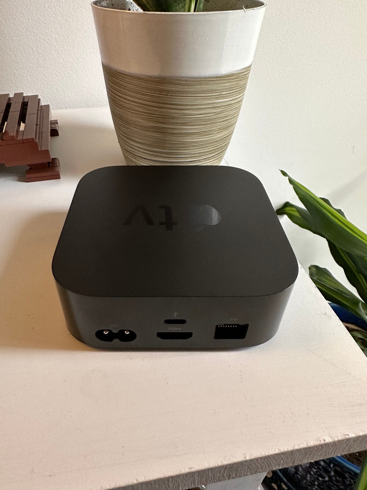 Apple TV (4th Generation) 32GB HD Media Streamer - Black (MR912LL/A ...