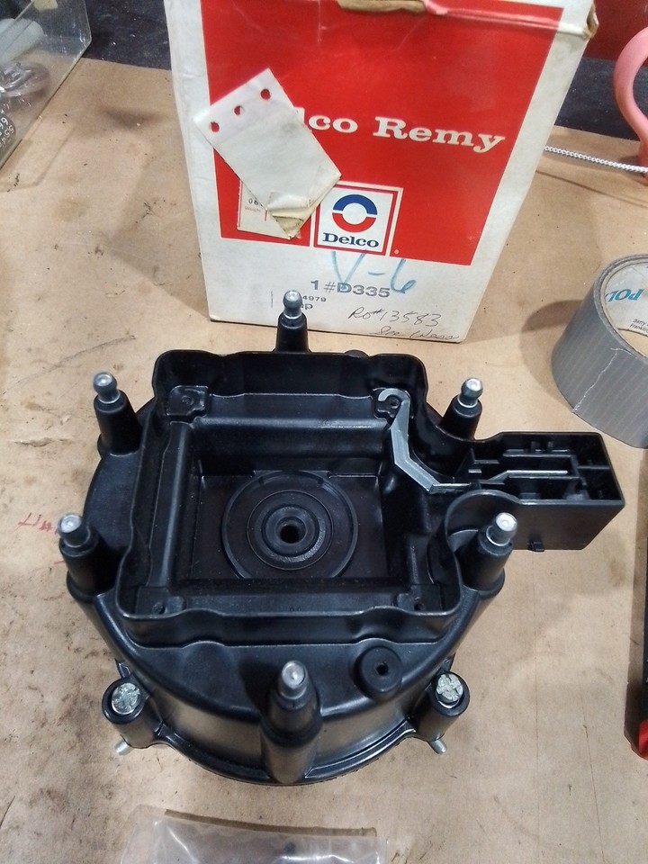NOS Delco Remy D335 Distributor Cap GM 1894979 V6 | eBay