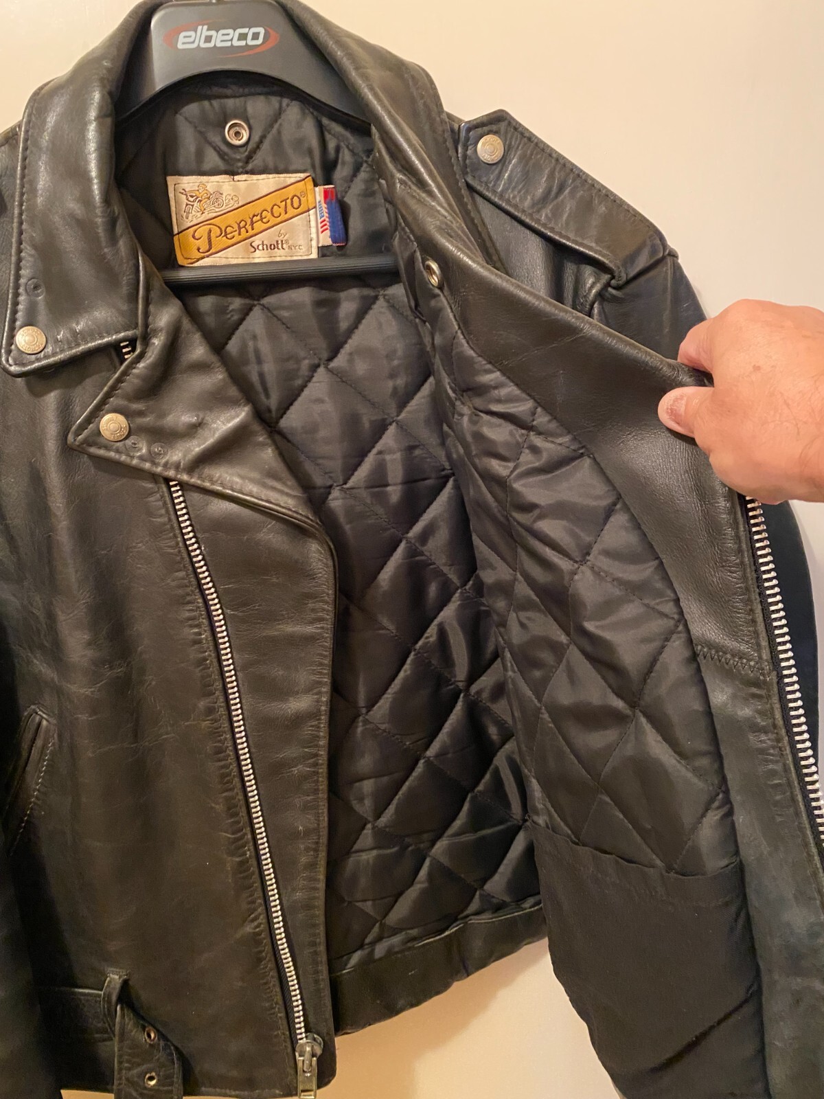 Schott Perfecto 618 Leather Motorcycle Jacket Size 42 - Gem