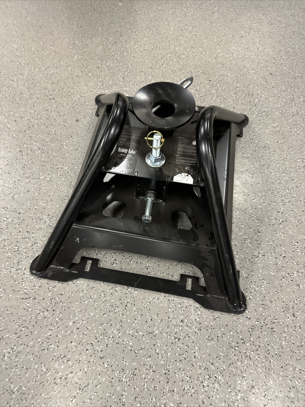 Pullrite 2600 20k Superlite Single Point 5th Wheel Hitch for sale ...