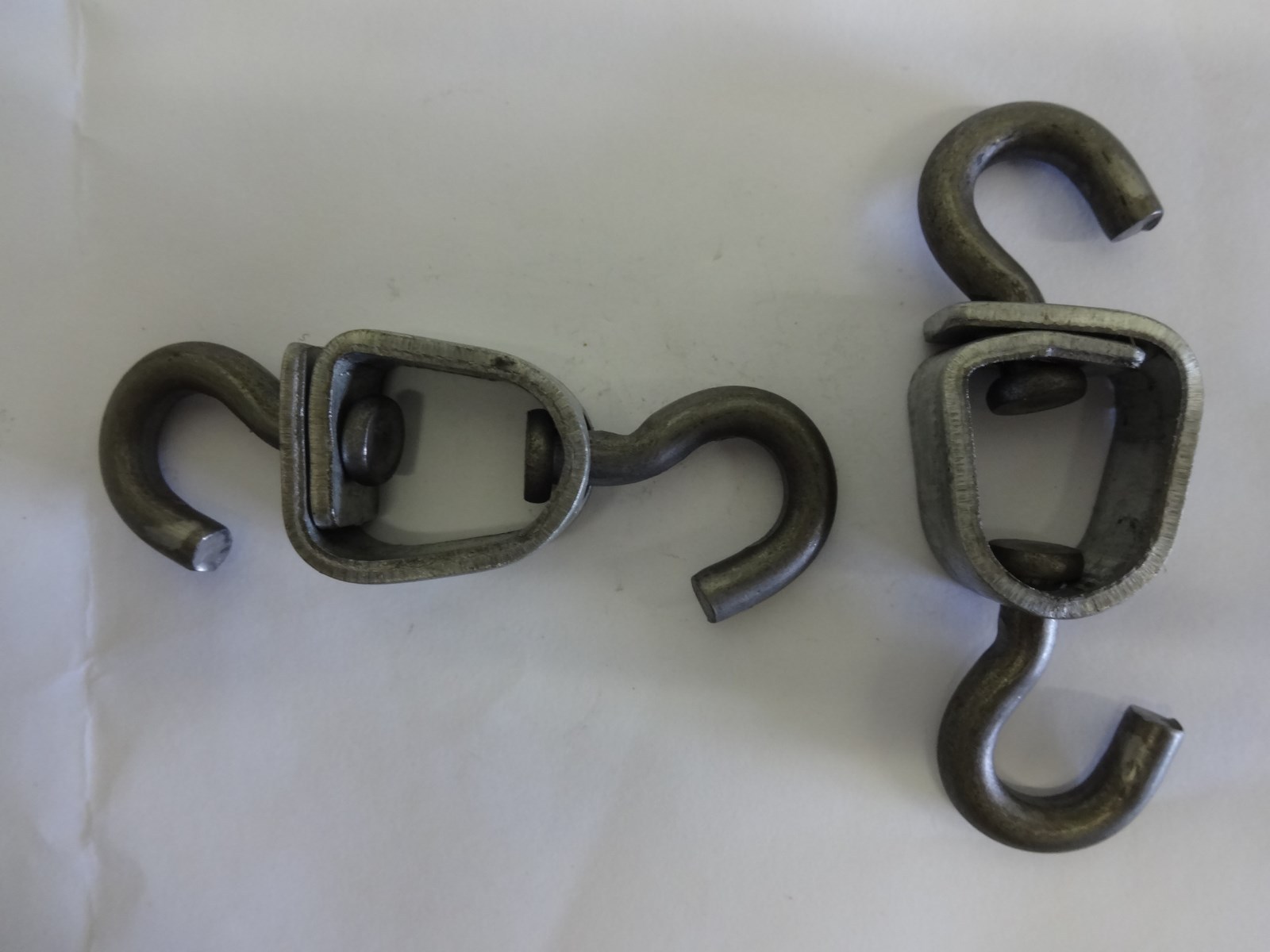 12 SWIVELS UNIVERSAL W/ J HOOKS HEAVY DUTY CRUNCH PROOF STYLE TRAPPING ...