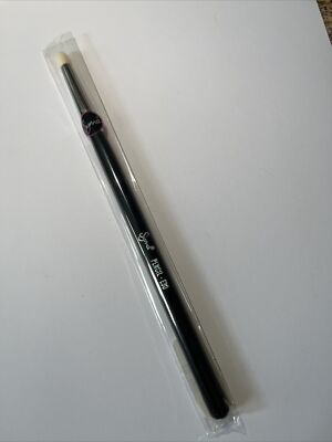 Sigma Beauty E30 Eyeliner Tapered Pencil Brush. New In Bag AUTHENTIC | eBay