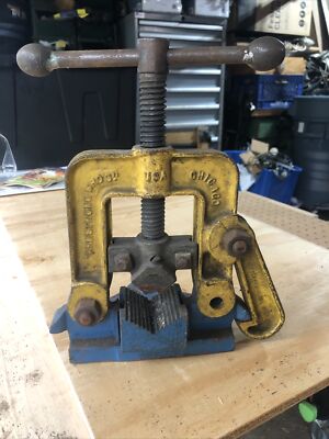 Vises - Armstrong Pipe