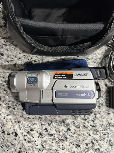 Sony Handycam Vision Hi8 560x Digital Zoom CCD-TRV318 W/Case | eBay