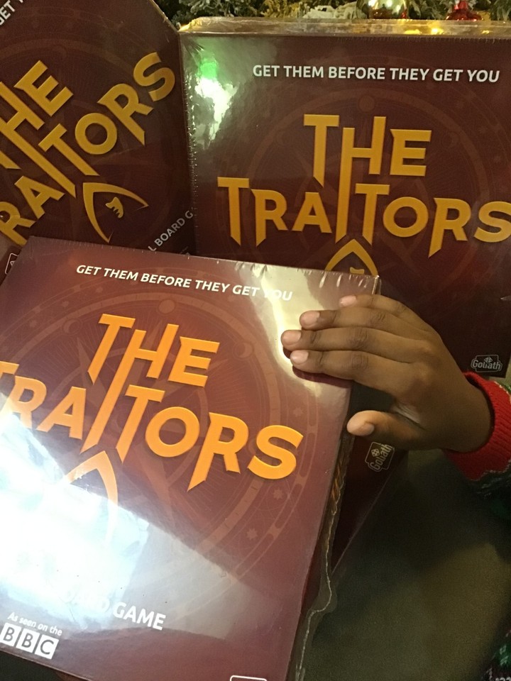 The Official Traitors Board Game as seen on BBC -4-6 Players12+ IN HAND ...