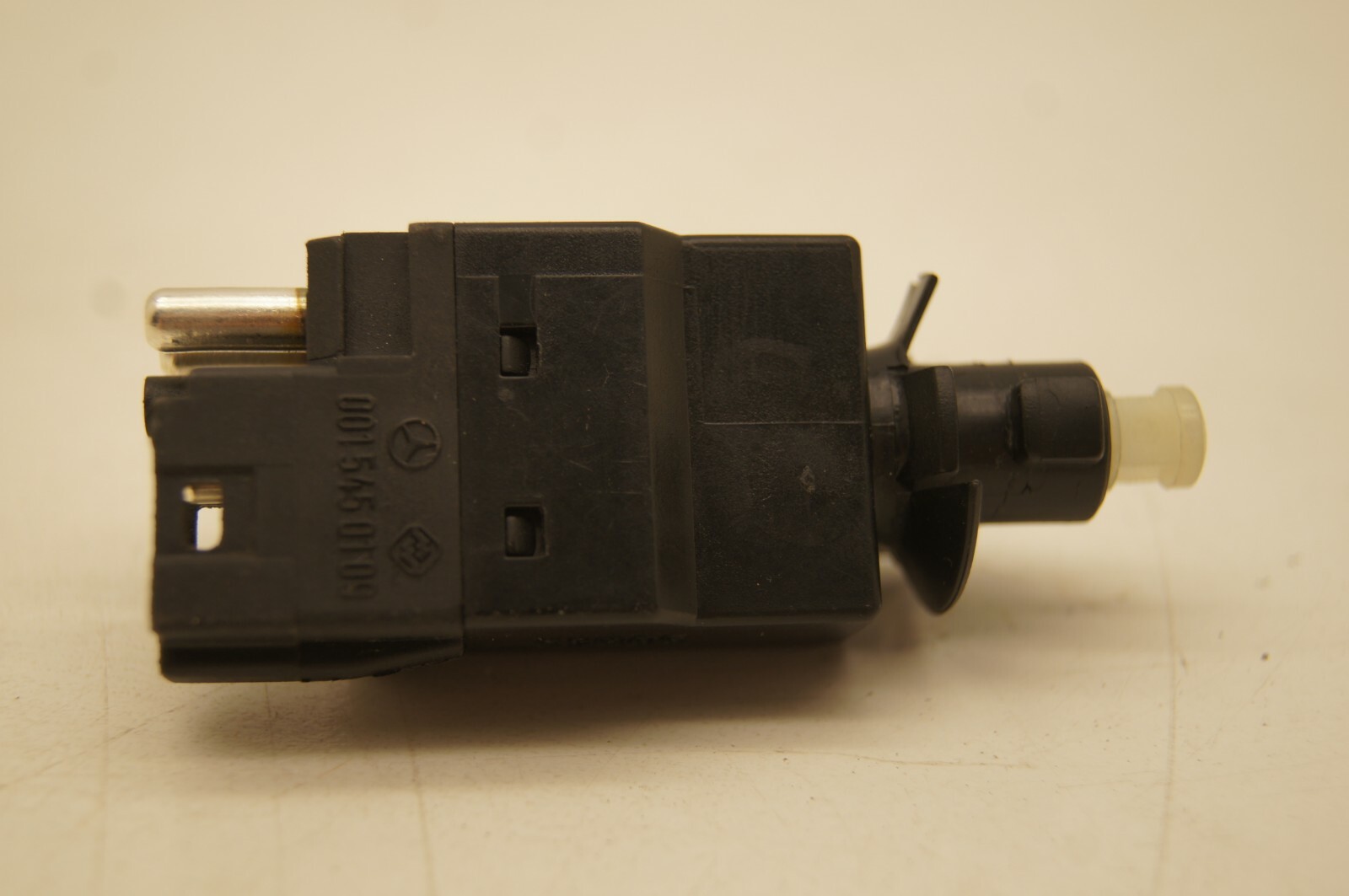 98-00 Mercedes-Benz MB W124 W201 W202 W210 - Brake Light Switch ...