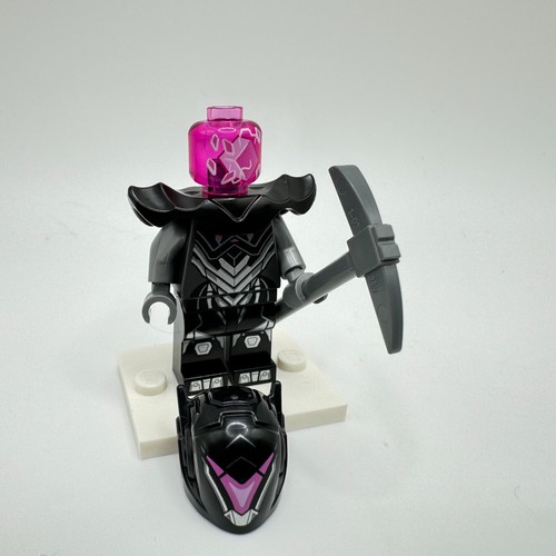 LEGO NEW Fortnite Trespasser Elite Minifigure from 77073 Battle Bus | eBay