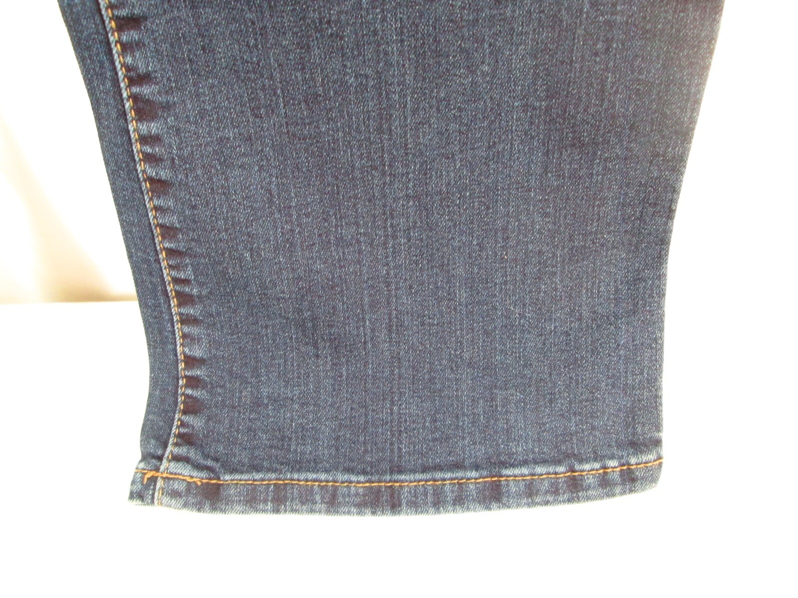 St Johns Bay Secretly Slender Jeans 10 Blue Relaxed Classic Fit Boot ...